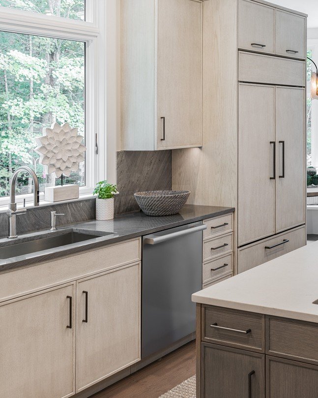 Exeter NH Kitchen Remodel | Custom Rift Cut White Oak Cabinets ...